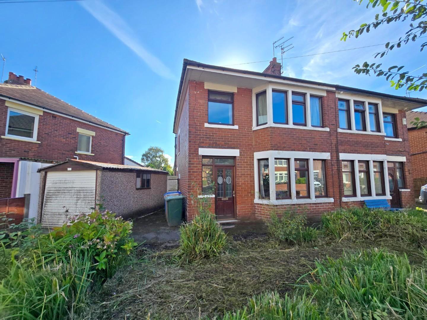 Crescent Road, Rochdale - Pearson Ferrier Estate Agents and Lettings Agents